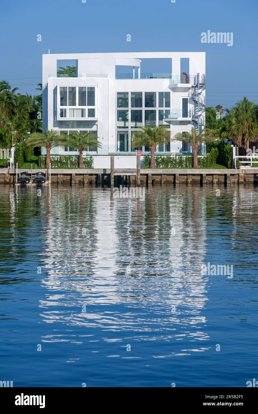 Miami Beach, USA - July 31, 2010: luxury houses at the canal in Miami ...