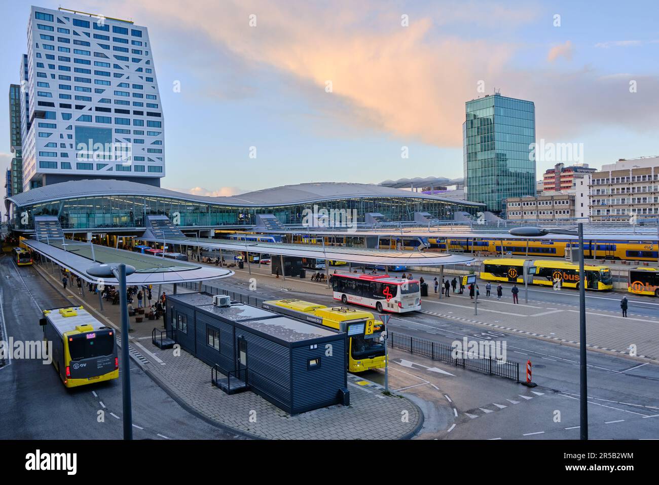 Modern dutch stations hi-res stock photography and images - Alamy