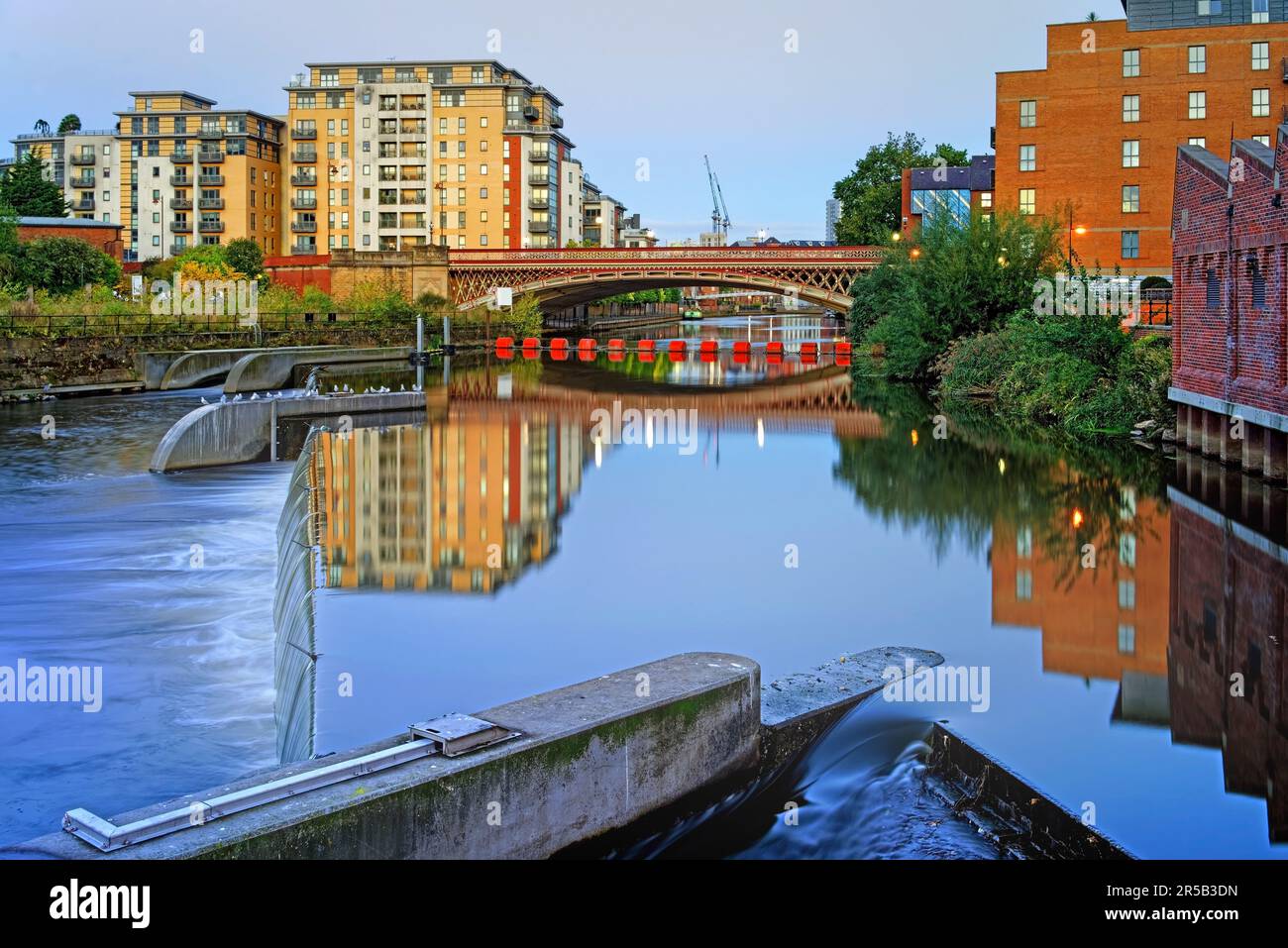 UK, West Yorkshire, Leeds, River Aire and Leeds Dam from Merchants Quay ...
