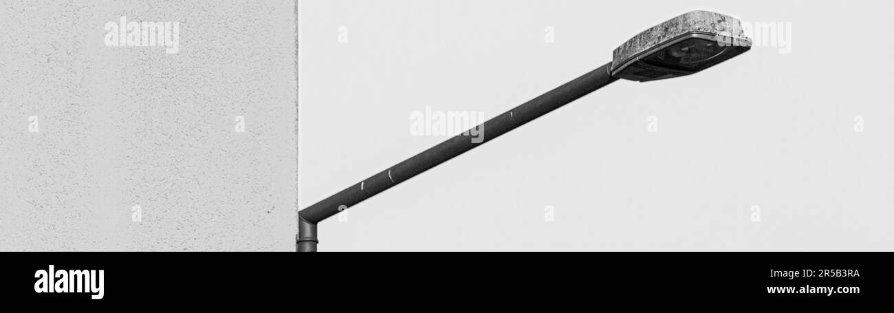 Street lamp advertising hi-res stock photography and images - Alamy