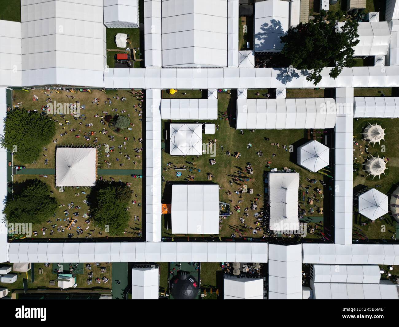 Tented structures hi-res stock photography and images - Alamy