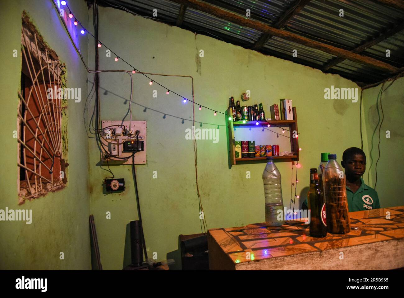 électricité à la maison hi-res stock photography and images - Alamy