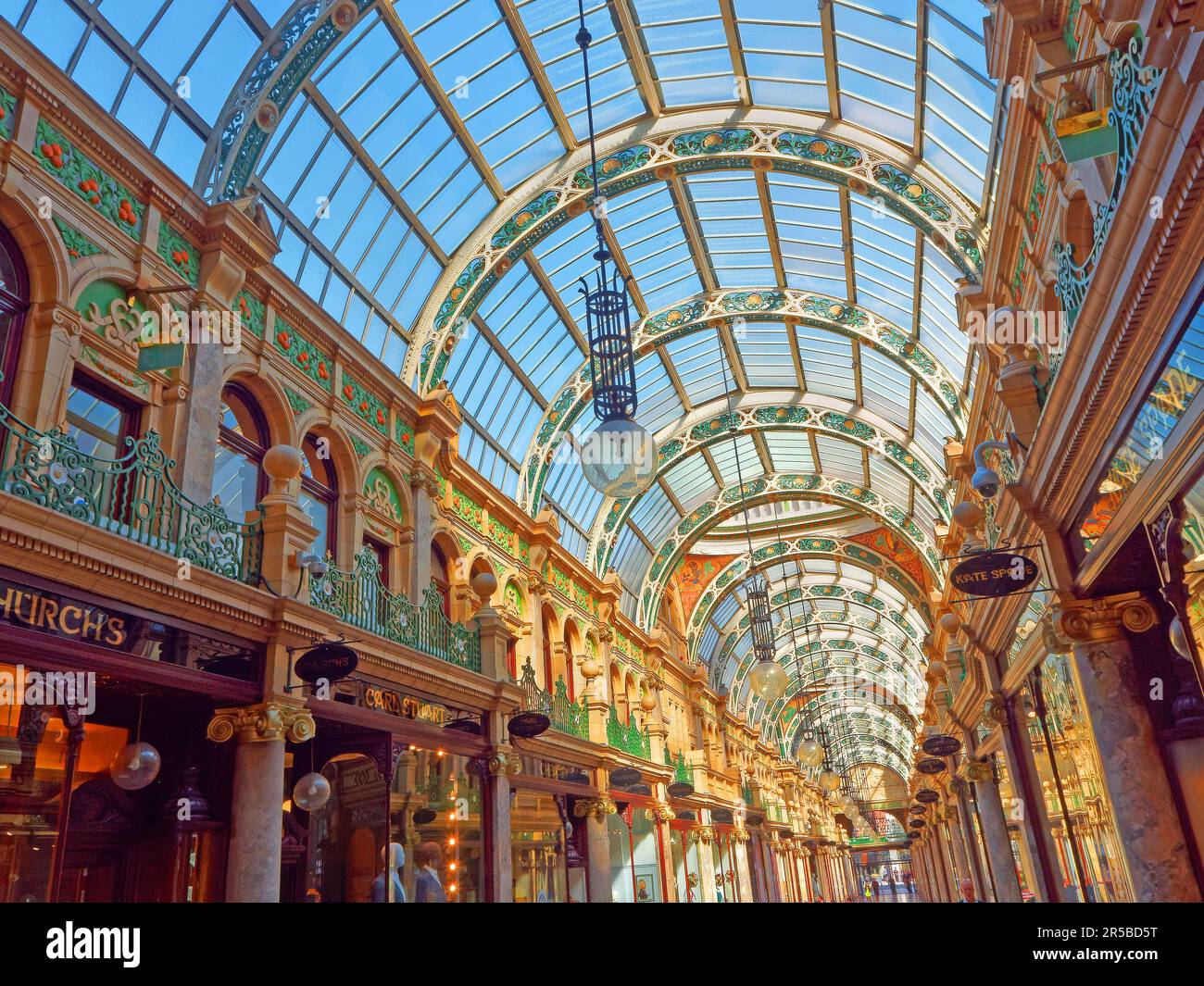 Decorative iron balustrades hi-res stock photography and images - Alamy