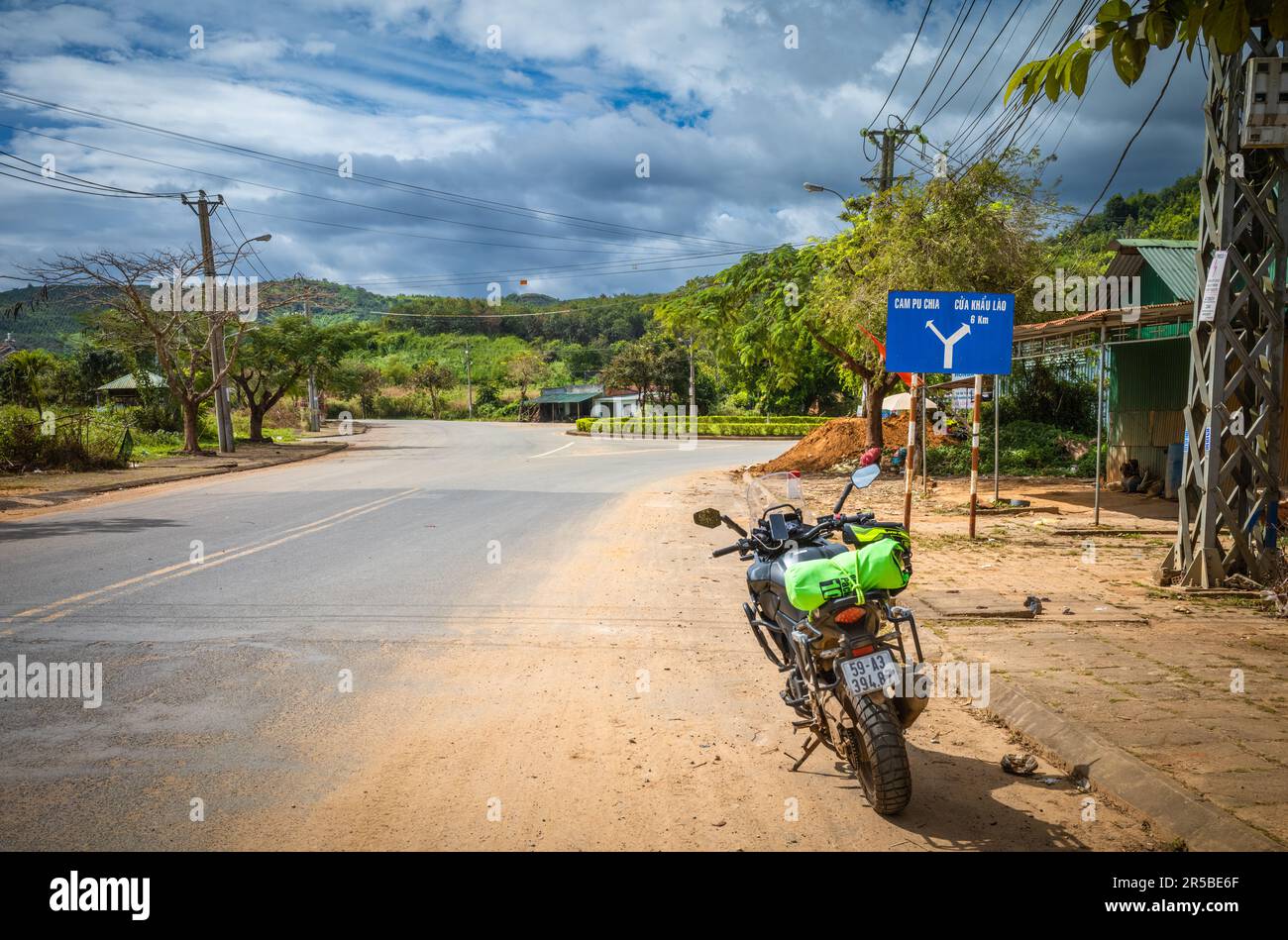 Bo y international border hi-res stock photography and images - Alamy