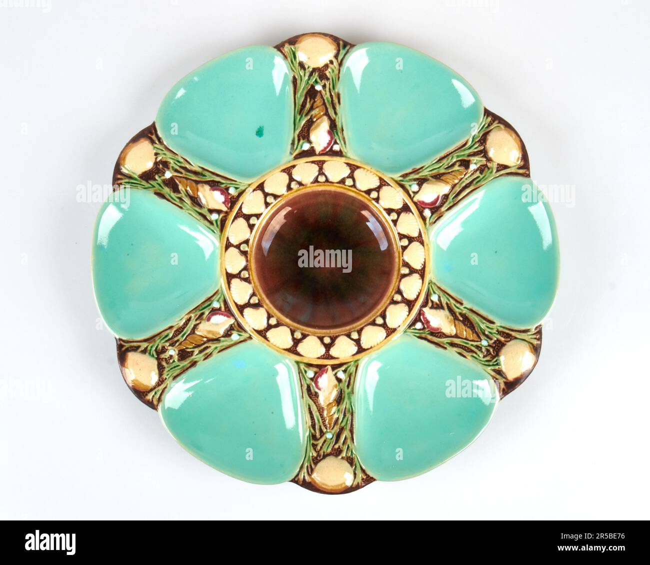 Oyster plate antique hi-res stock photography and images - Alamy