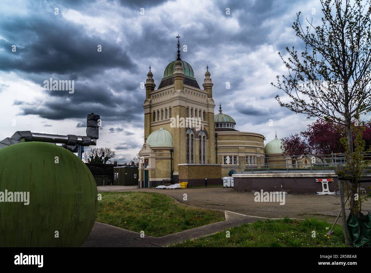Streatham Common pumping station, by James William Restler, 1894, 68 ...