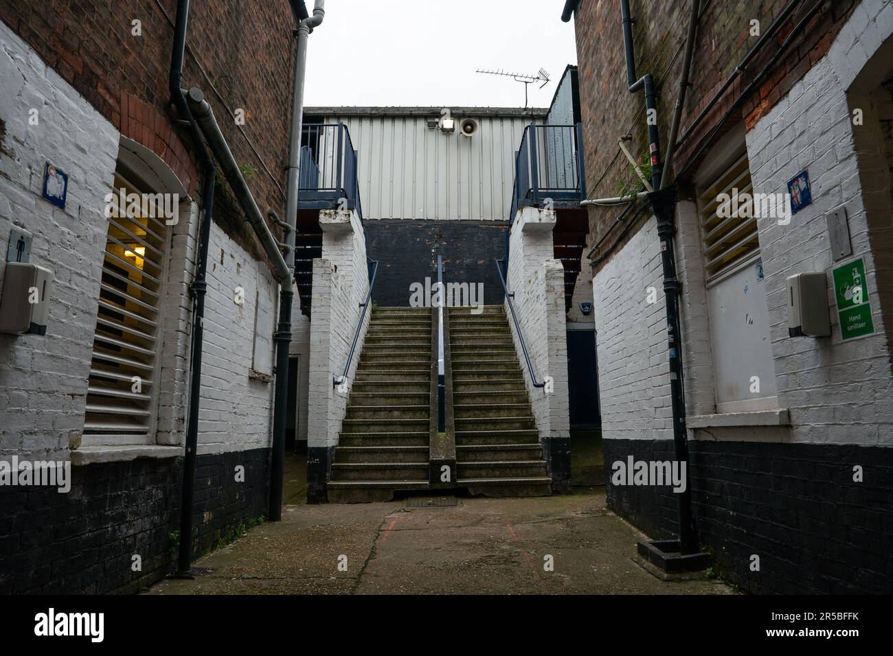 Luton town stadium entrance hi-res stock photography and images - Alamy