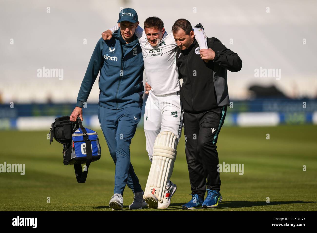 James mccollum hi-res stock photography and images - Alamy