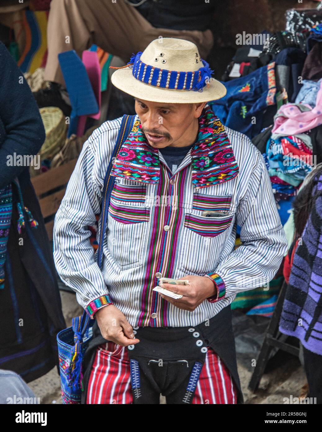 Men in colorful traditional dress, Todos Santos Cuchumatán ...