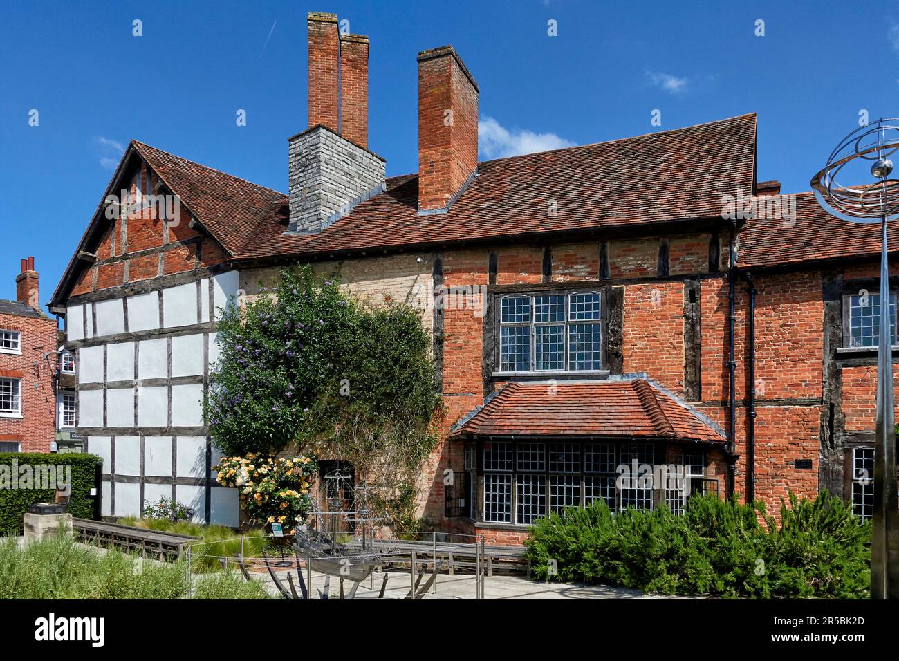 New Place, Stratford upon Avon. Shakespeare house, and Nash's House ...