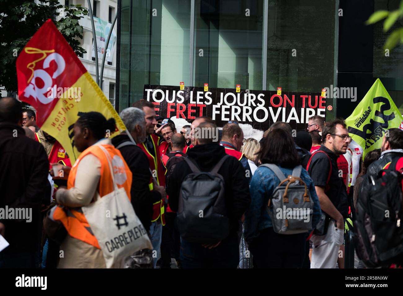 Saint Ouen, France. 02nd June, 2023. Inter-union rally in front of the ...