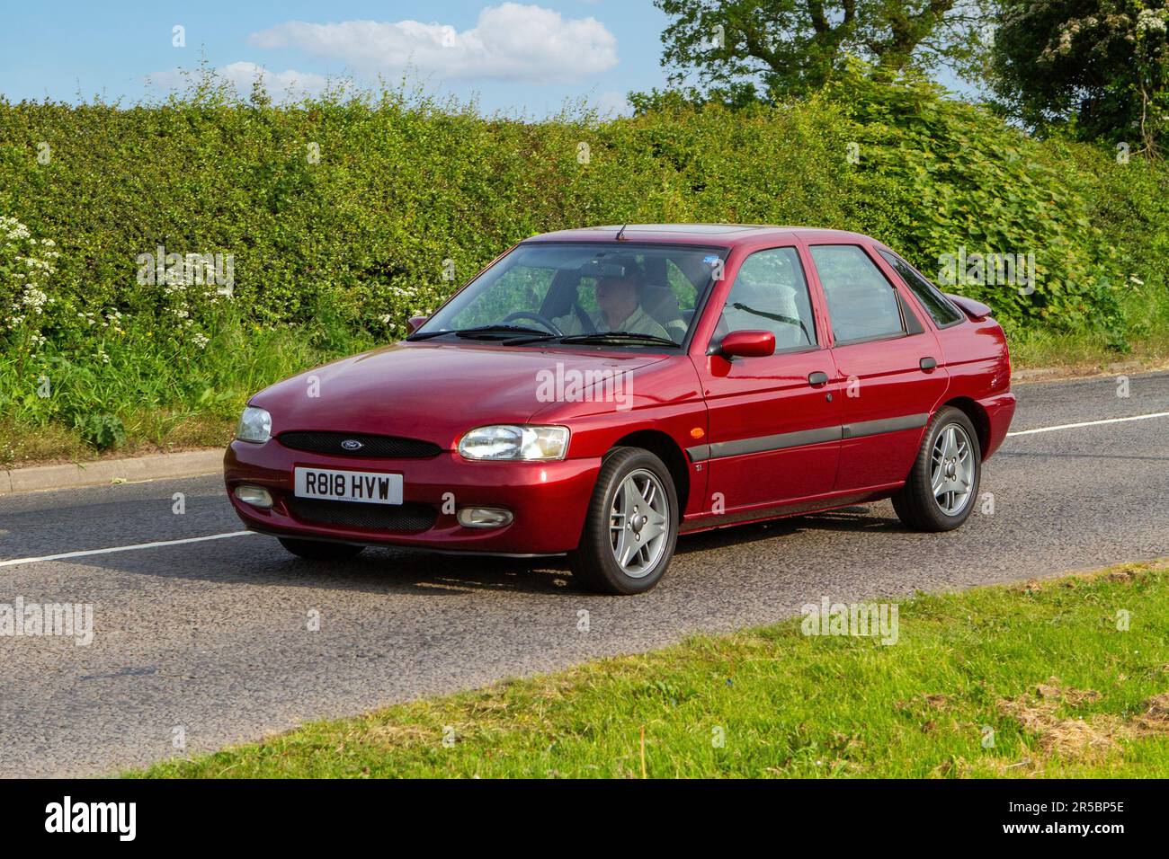 1998 Ford Escort 1 6 Si Hi res Stock Photography And Images Alamy 1998-ford-escort-1-6-si-hi-res-stock-photography-and-images-alamy