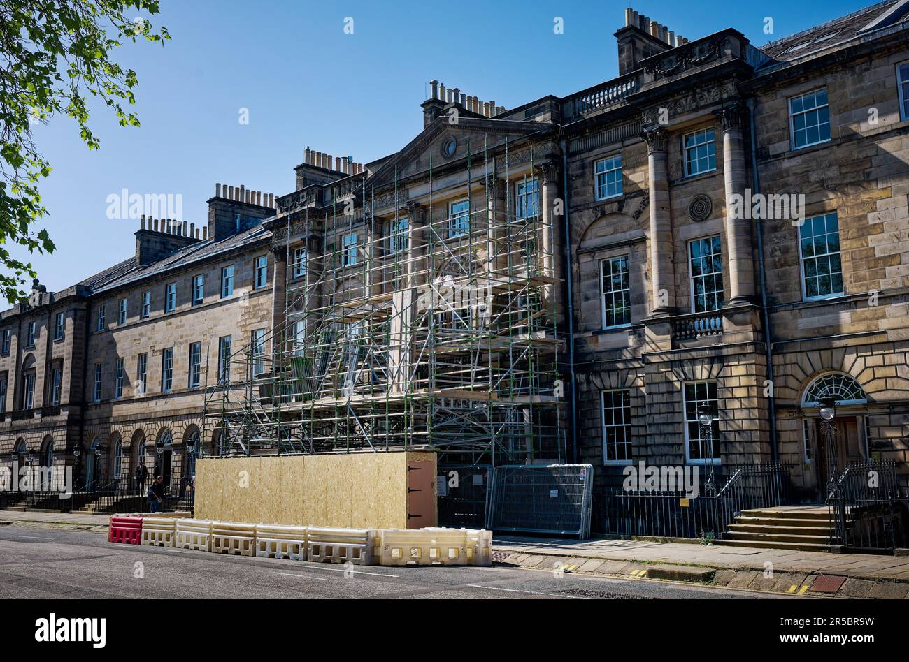 Edinburgh Scotland, UK 02 June 2023. Scaffold on the facade of Bute ...