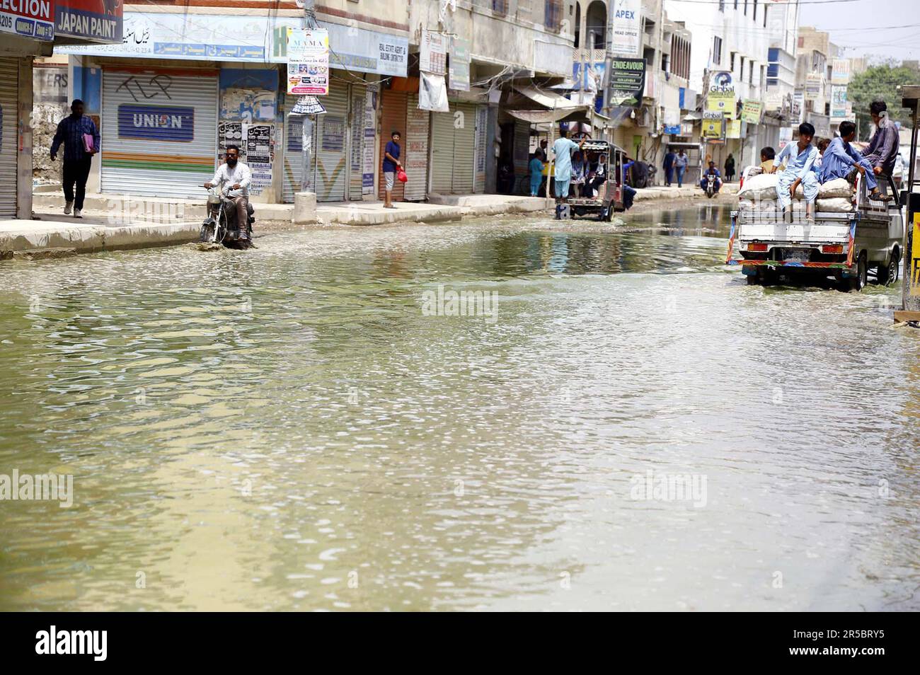 Hyderabad, Pakistan. 02nd June, 2023. Inundated road by overflowing ...
