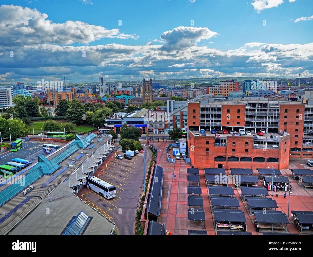 UK, West Yorkshire, Leeds Skyline, View across Kirkgate Outdoor Market ...