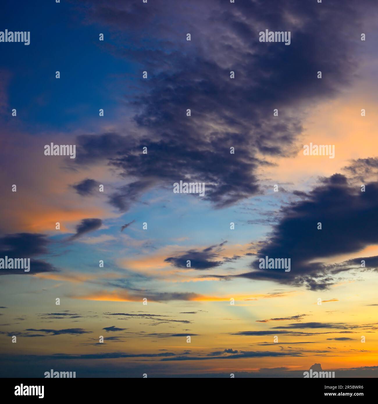 Epic dark sky hi-res stock photography and images - Alamy