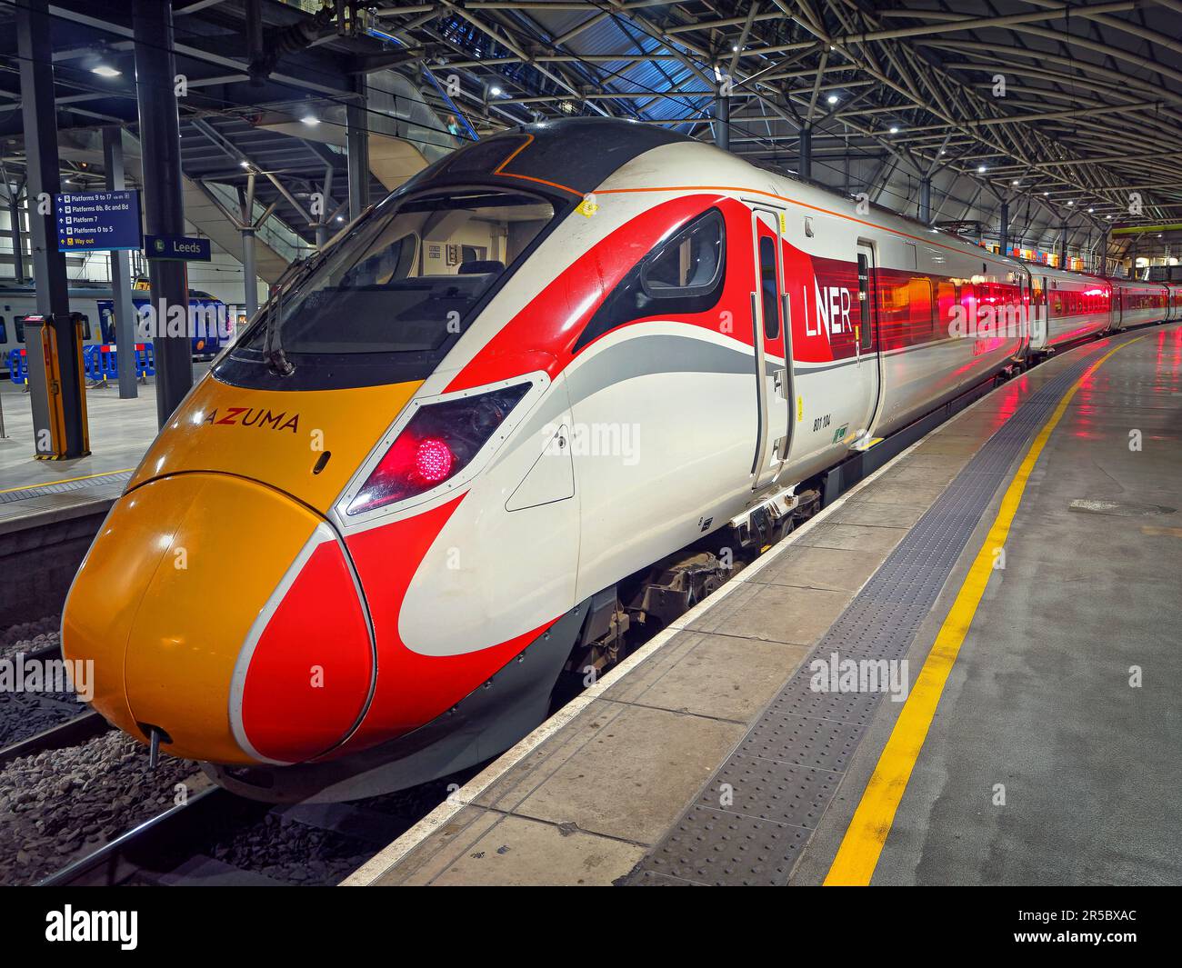 UK, West Yorkshire, Leeds, Leeds City Train Station, Azuma Class 800 ...