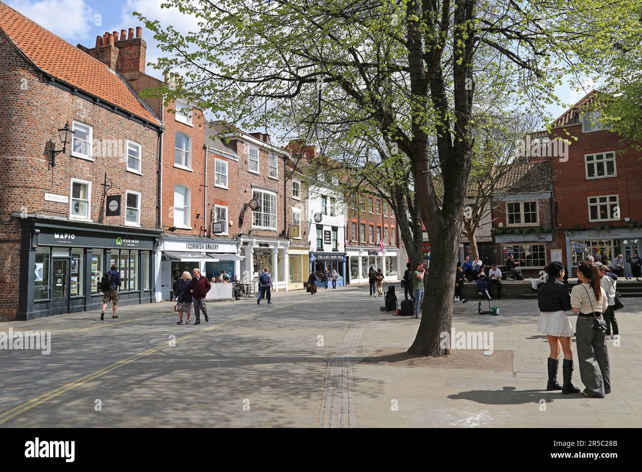 King's Square, Colliergate, York, North Yorkshire, England, Great ...