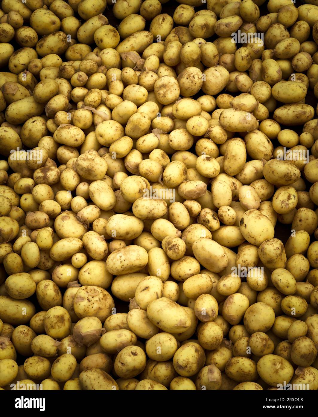 Potato display hi-res stock photography and images - Alamy