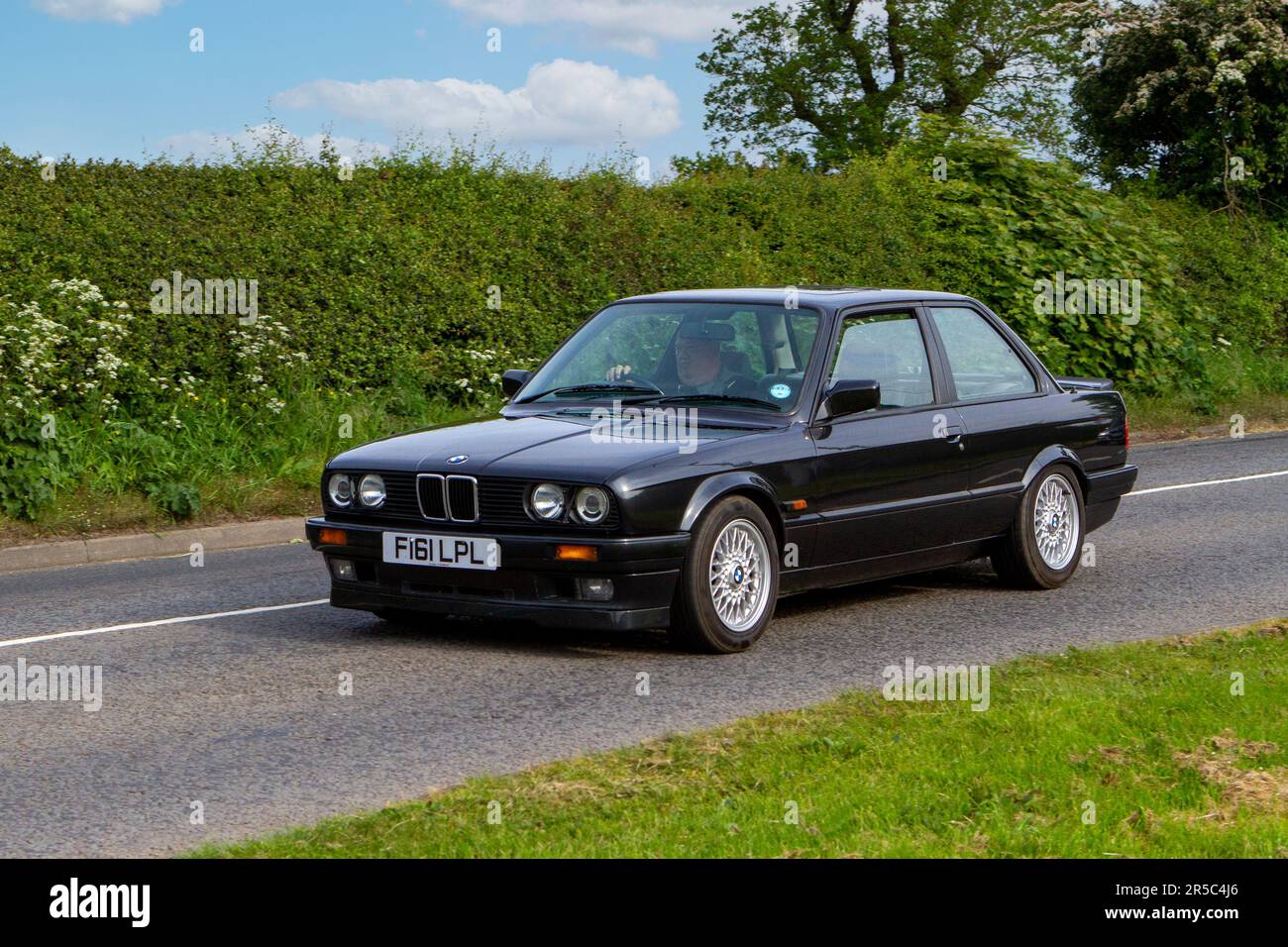 1988 black BMW 325I Se Classic vintage car, Yesteryear motors en route ...