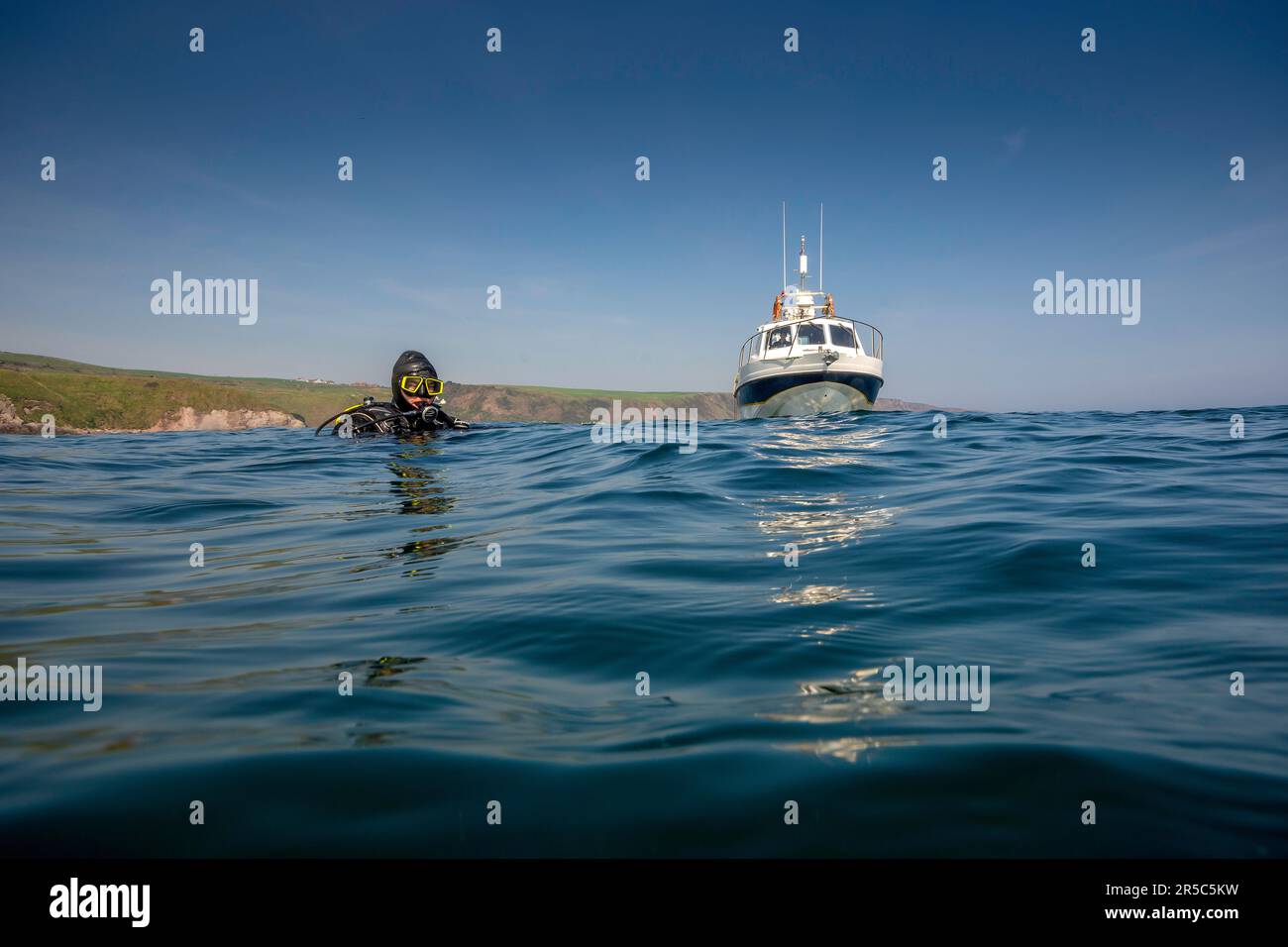 Dive st abbs hi-res stock photography and images - Alamy