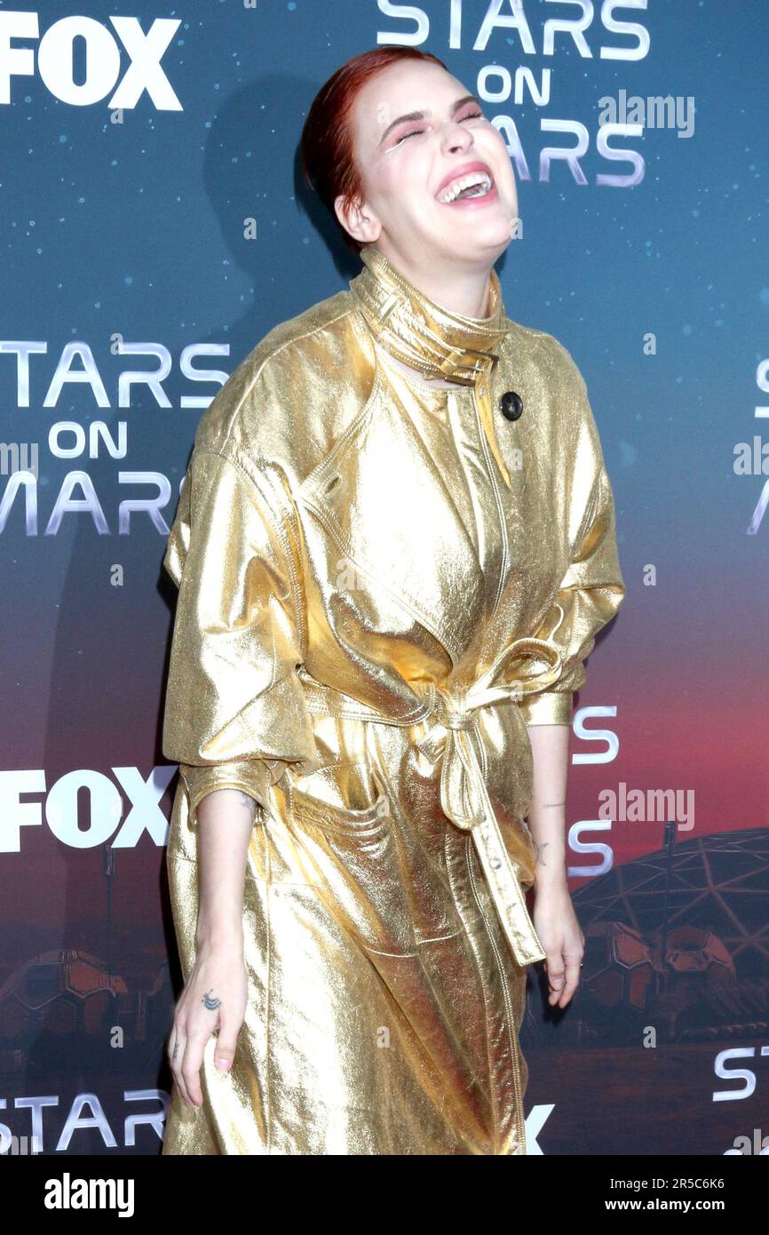 LOS ANGELES - JUN 1: Tallulah Belle Willis at the FOX's Stars on Mars ...