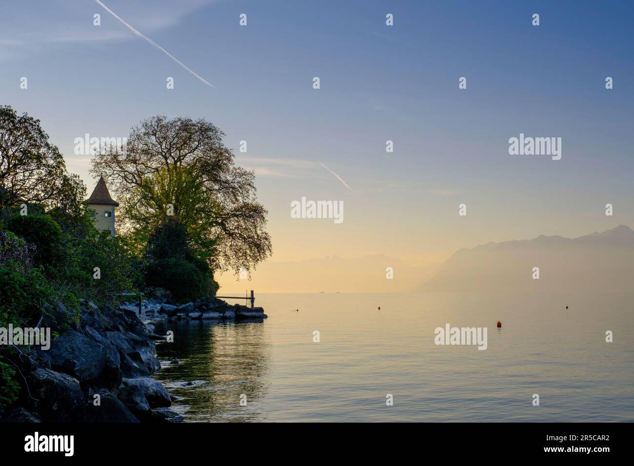 Sunrise, Saint-Prex on Lake Geneva in the canton of Vaud, Switzerland ...
