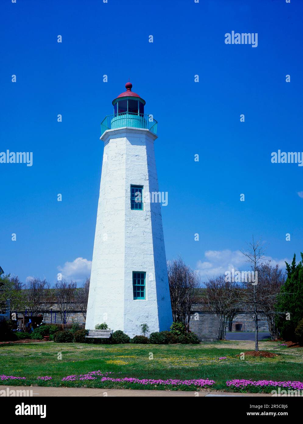 USA, Virginia, Hampton, Fort Monroe, Old Point Comfort lighthouse (1802 ...