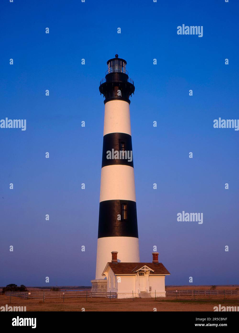 USA, North Carolina, Outer Banks, Cape Hatteras, Bodie Lighthouse (1872 ...