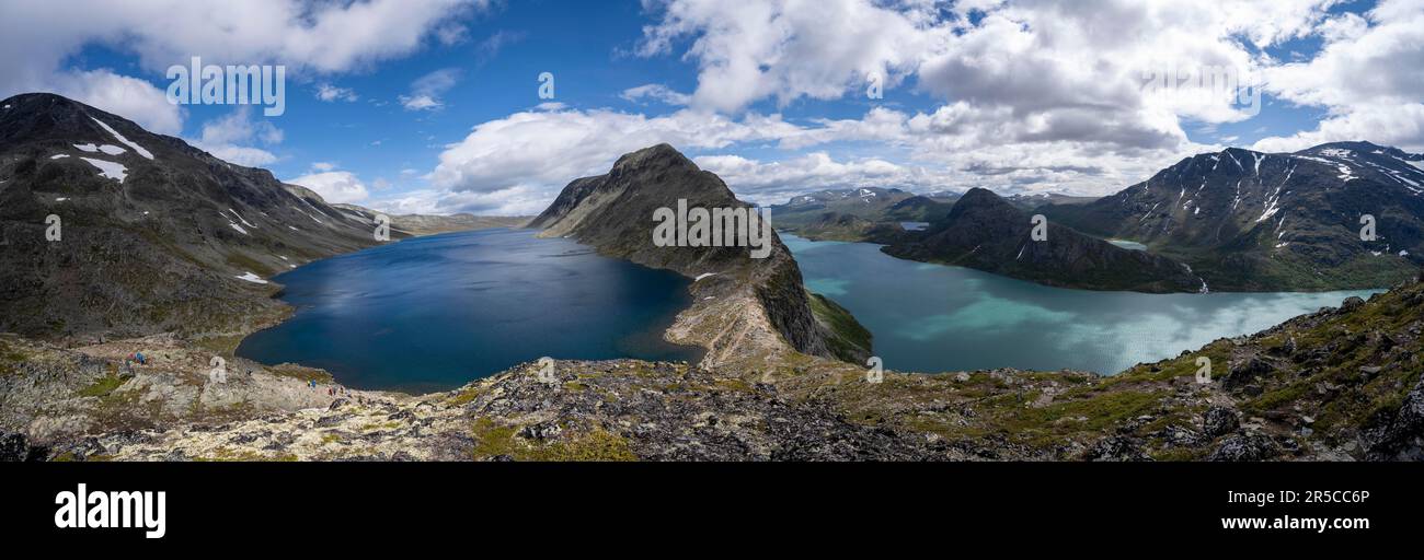 Panorama, Besseggen ridge between lakes Bessvatnet and Gjende ...