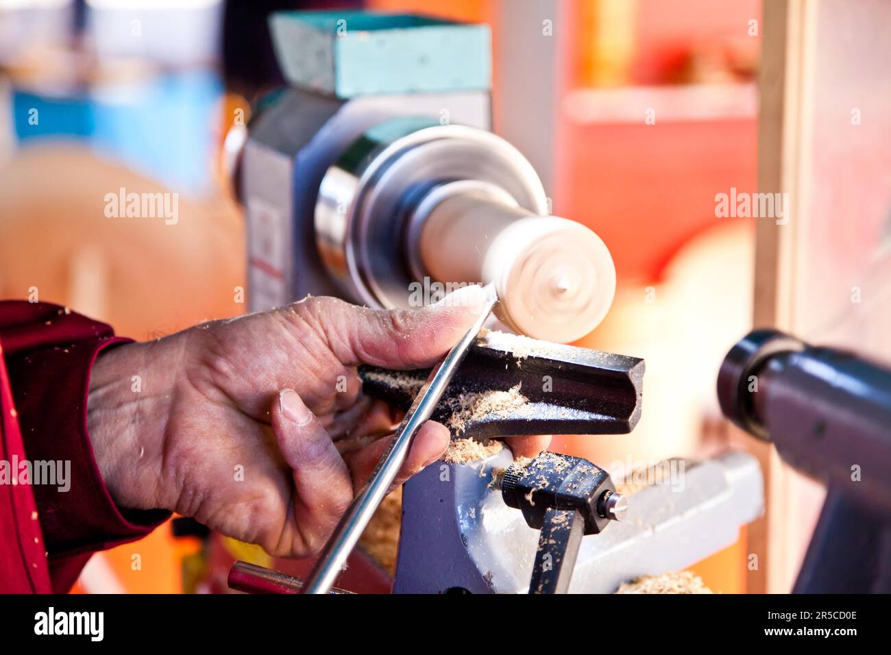 Old worker hands at lathe Stock Photo - Alamy