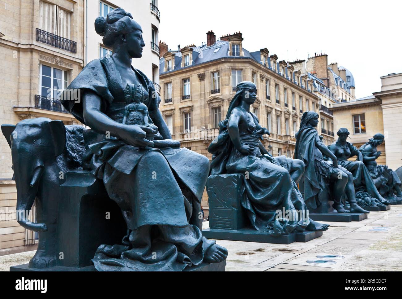 Statues of six continets in front of Orsay Museum Stock Photo - Alamy