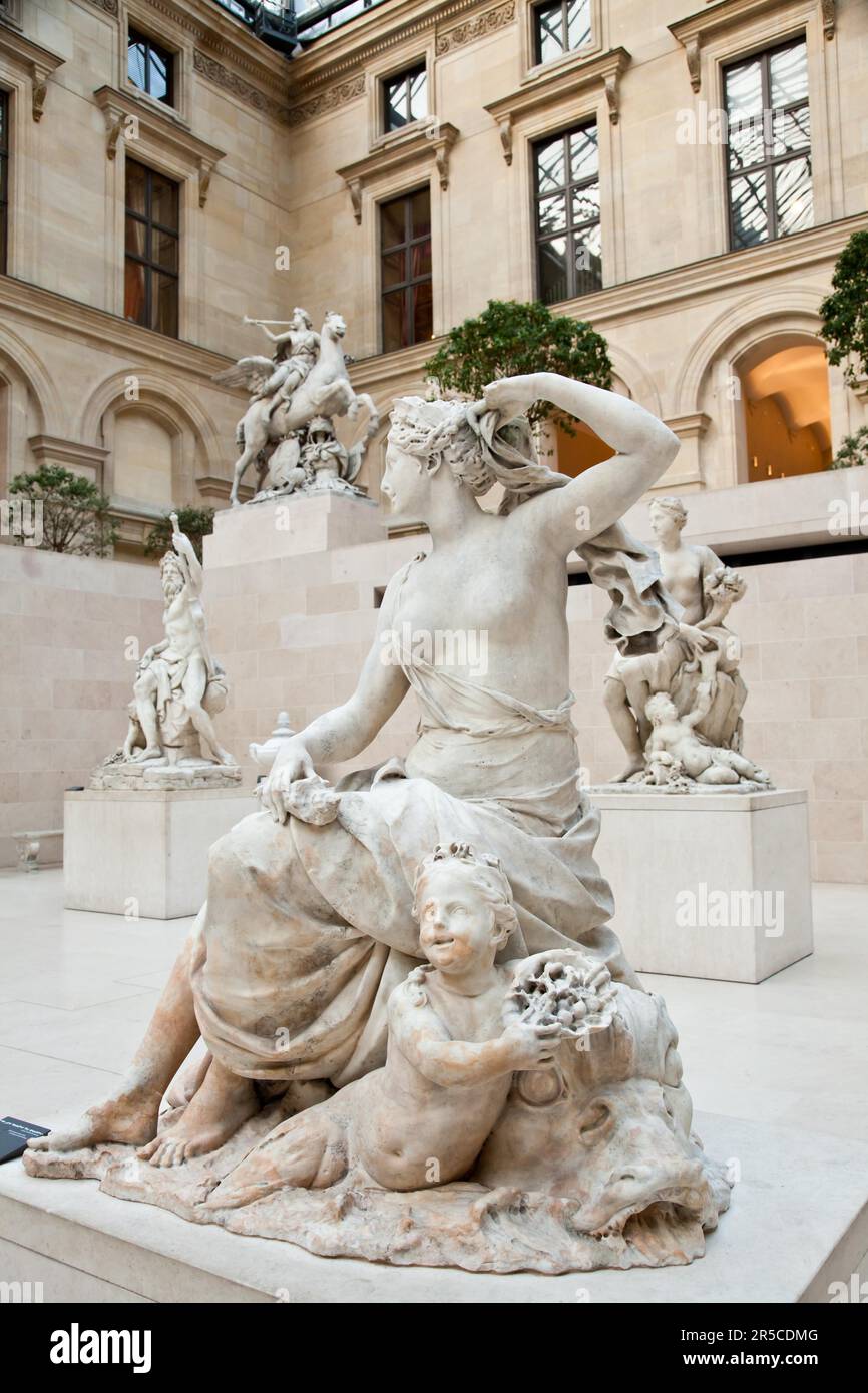 European museum hi-res stock photography and images - Alamy