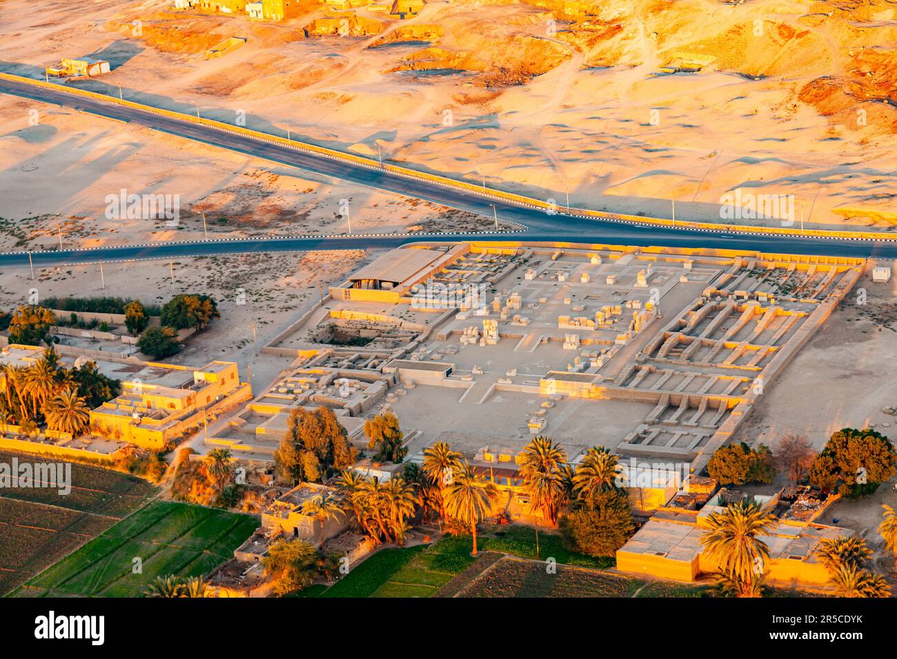 Aerial view village egypt hi-res stock photography and images - Alamy