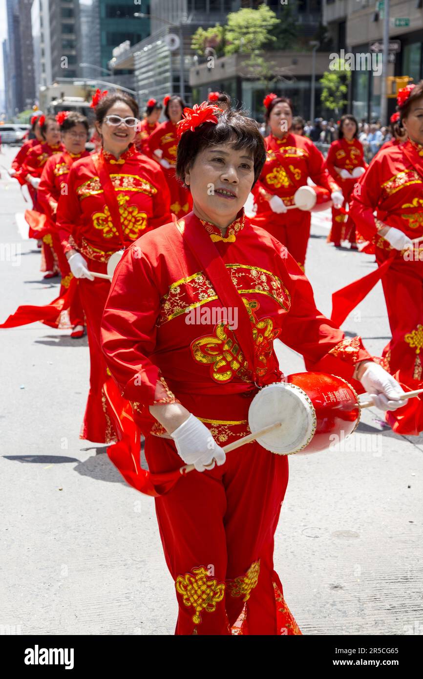 2023 Asian American Pacific Islander Heritage Parade in NYC marches up ...