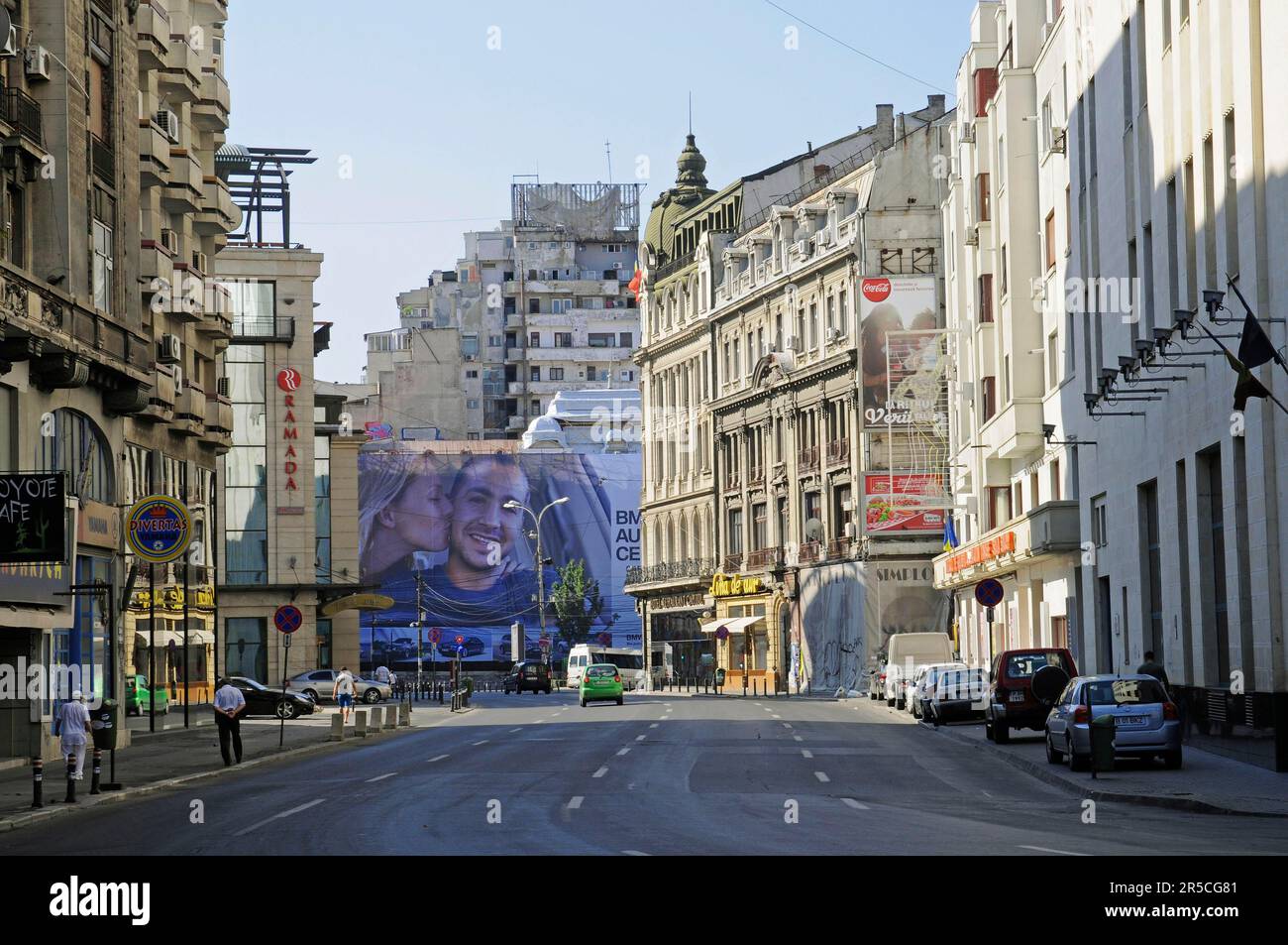 Romania main street hi-res stock photography and images - Alamy