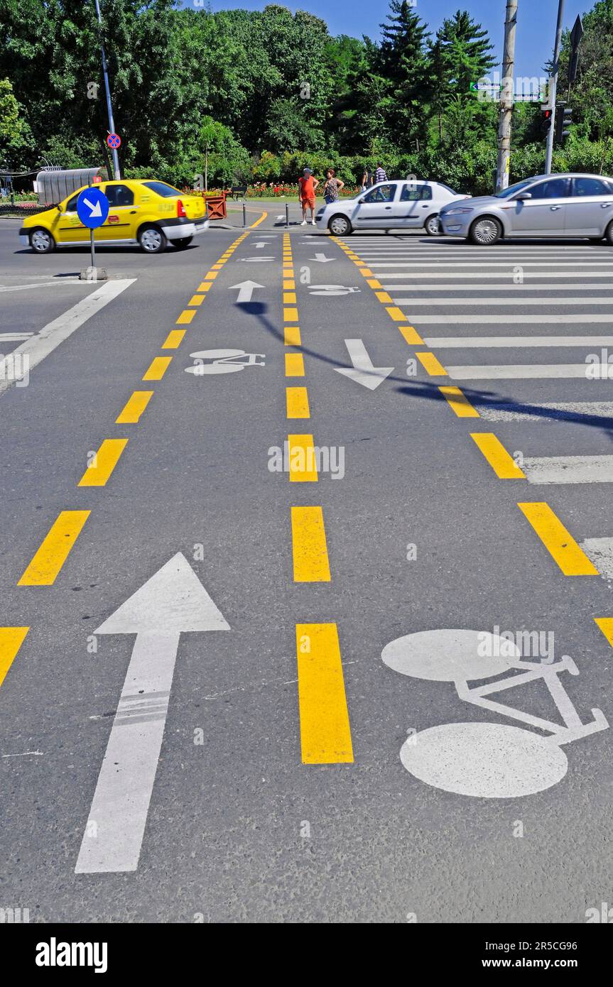 Cycle track, Road, Bucharest, Romania, Cycle path Stock Photo - Alamy