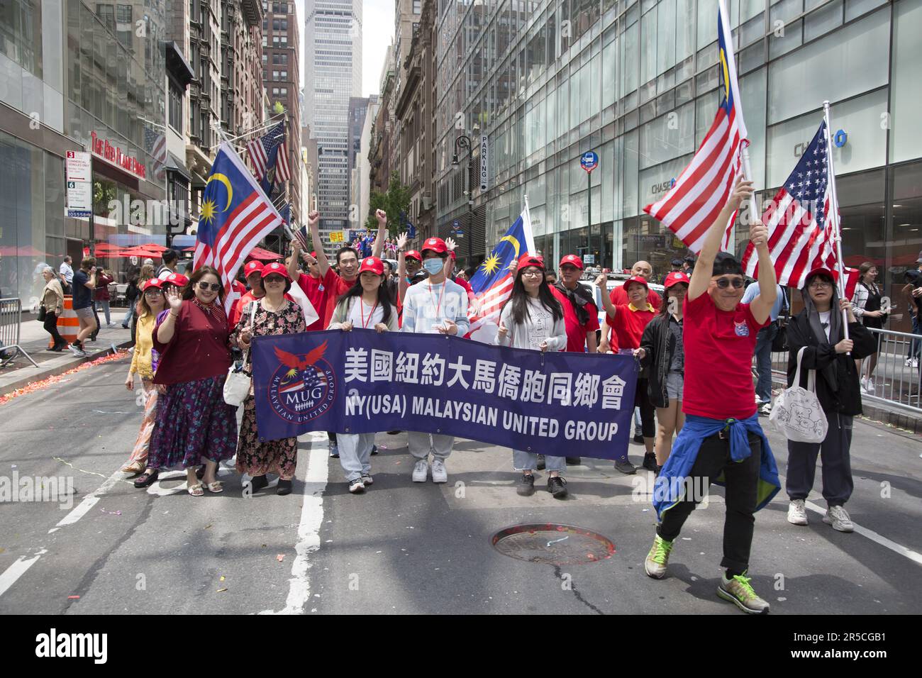 2023 Asian American Pacific Islander Heritage Parade in NYC marches up ...