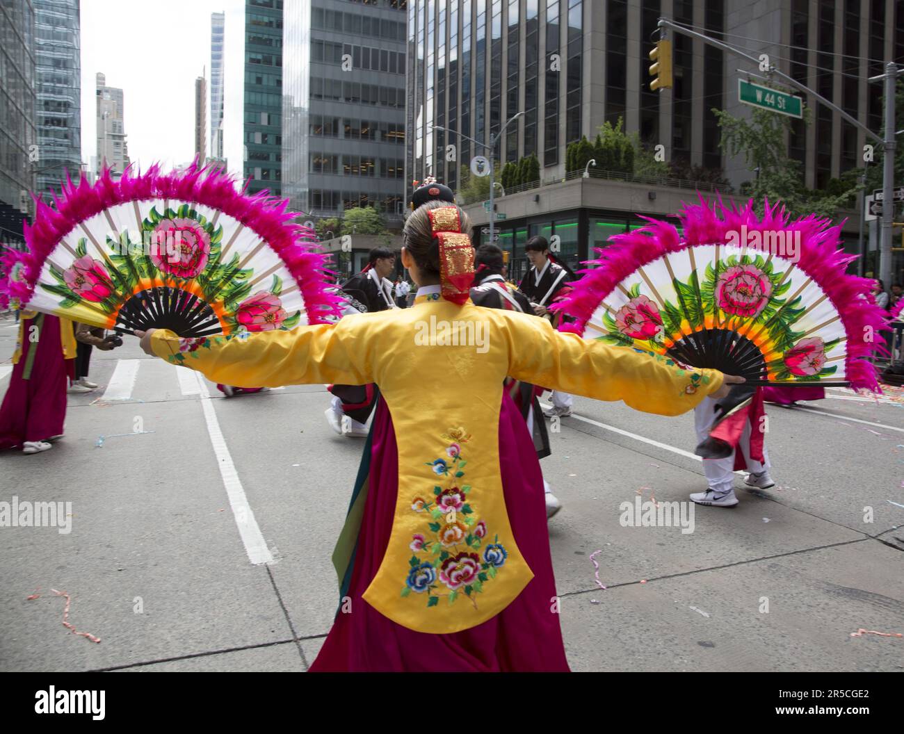 2023 Asian American Pacific Islander Heritage Parade in NYC marches up ...