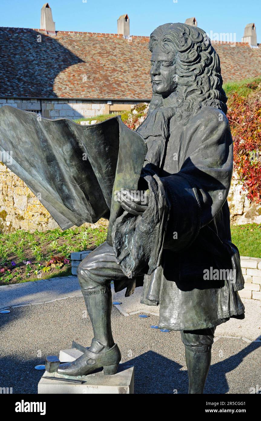 Statue of vauban hi-res stock photography and images - Alamy