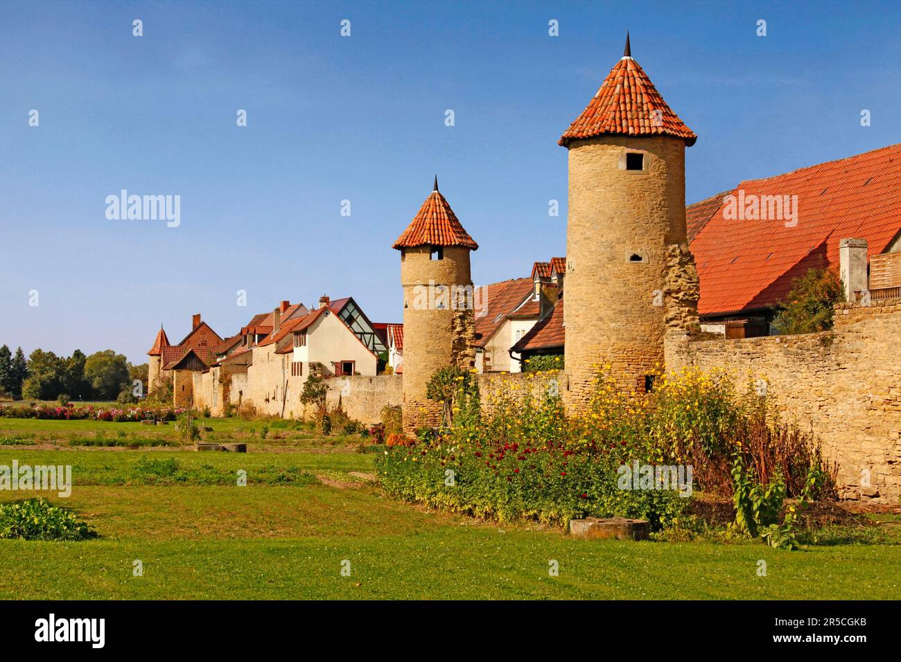 Medieval town wall, defence towers, Mainbernheim, Lower Franconia ...