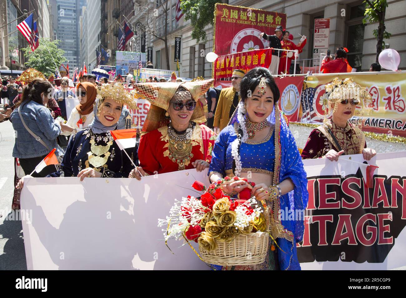 2023 Asian American Pacific Islander Heritage Parade in NYC marches up ...