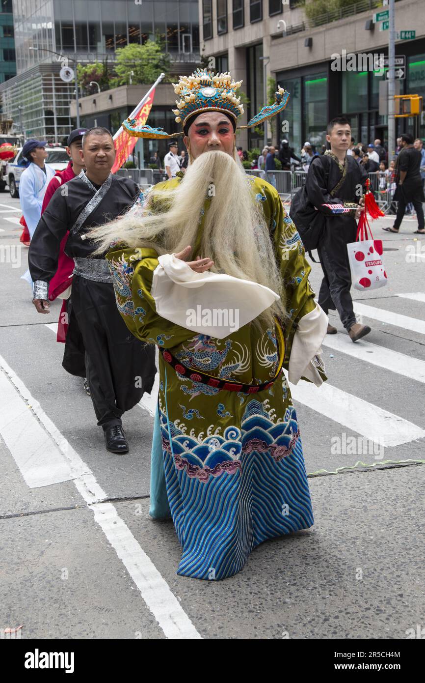 2023 Asian American Pacific Islander Heritage Parade in NYC marches up ...
