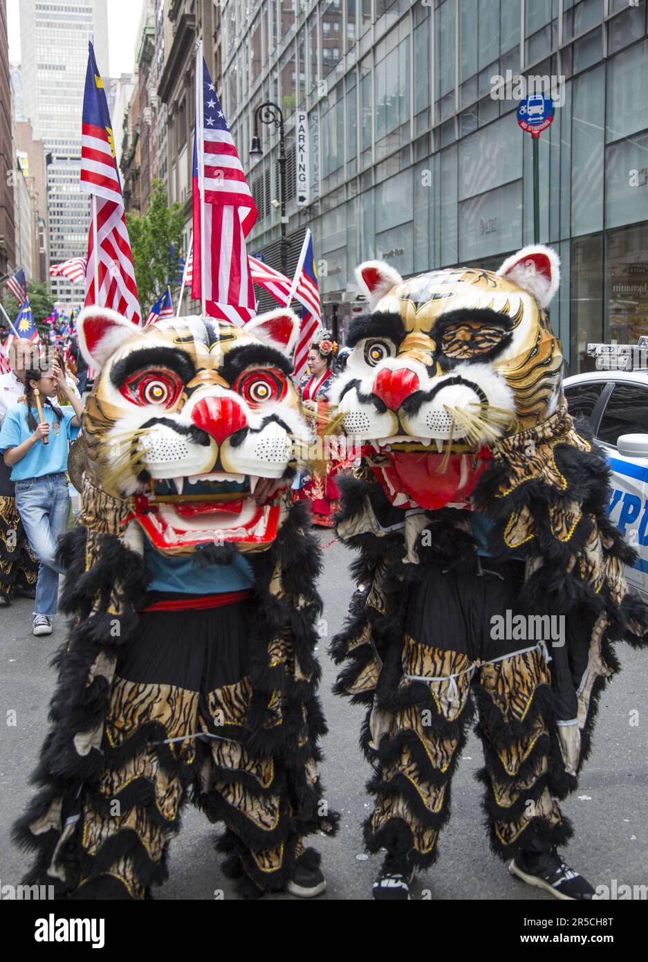 2023 Asian American Pacific Islander Heritage Parade in NYC marches up ...