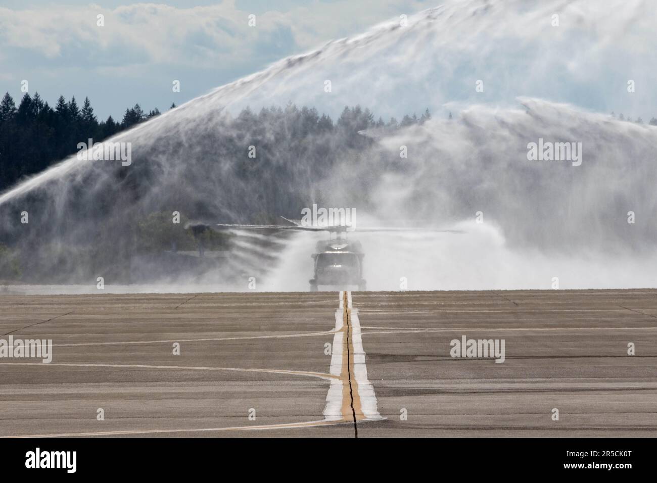 Washington, USA. 24th May, 2023. Army Lt. Col. Douglas Holt completes ...