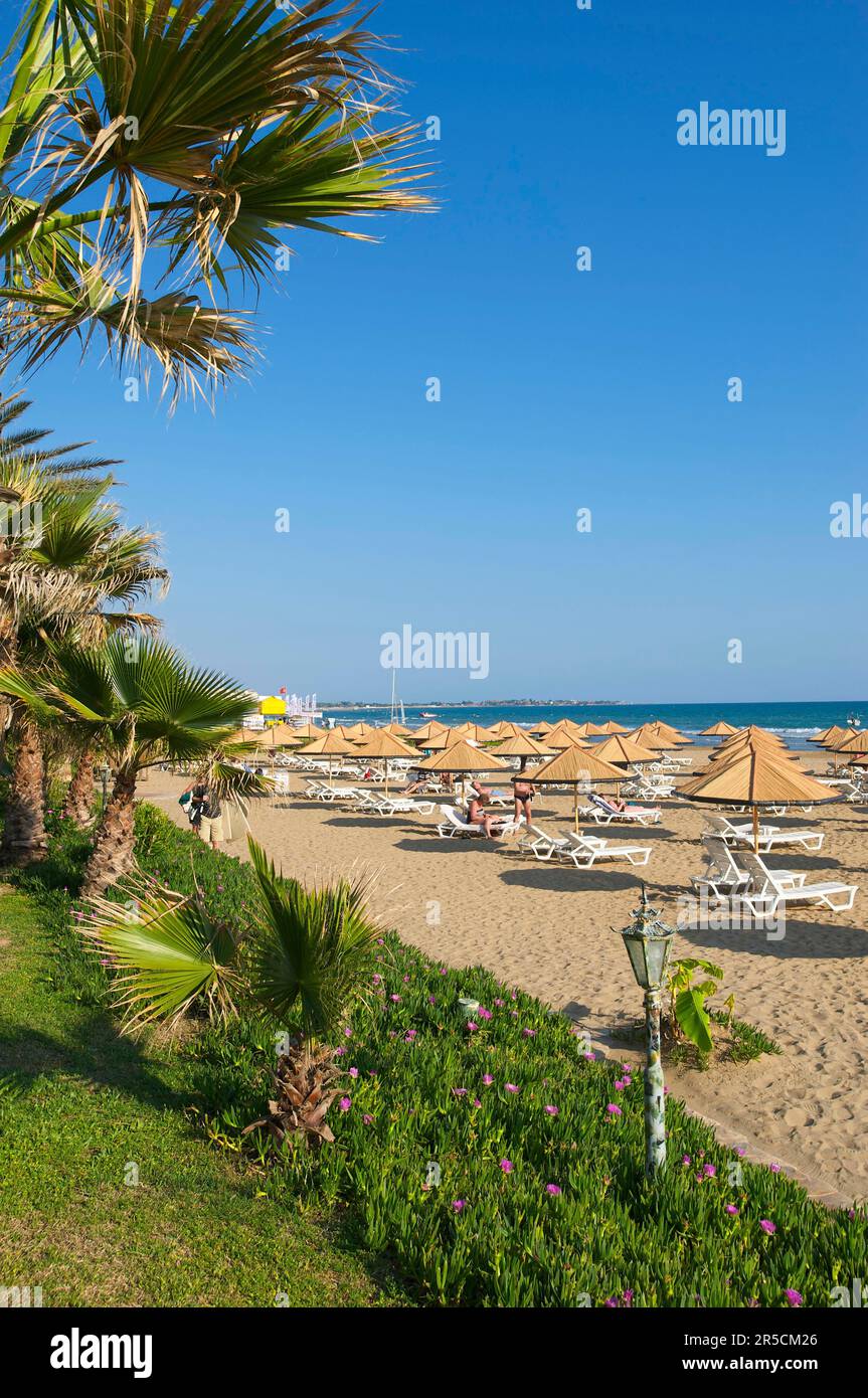 Beach side ruins hi-res stock photography and images - Alamy