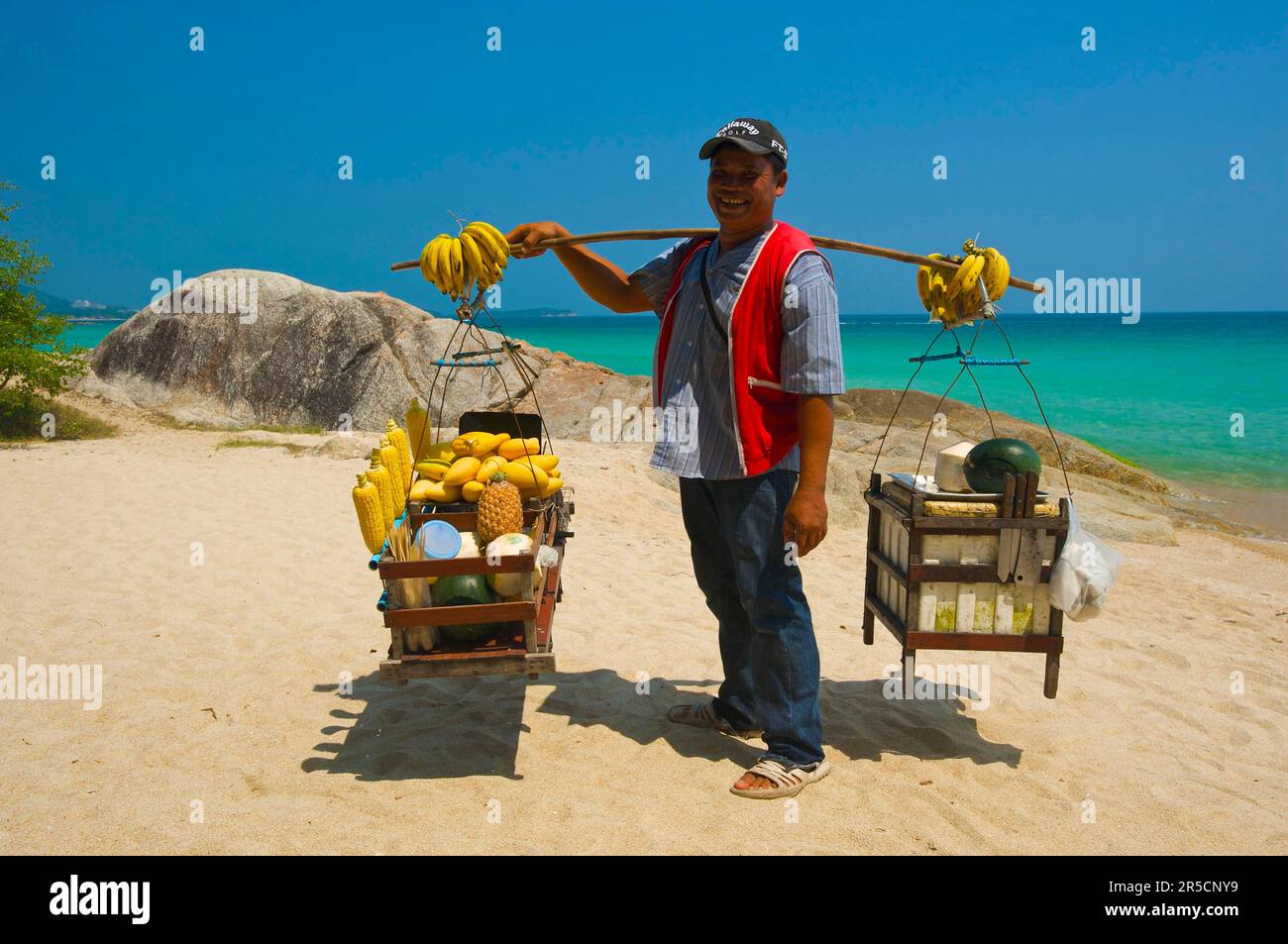 Beach vendors at Chaweng Beach, Ko Samui Island, Thailand, Southern ...