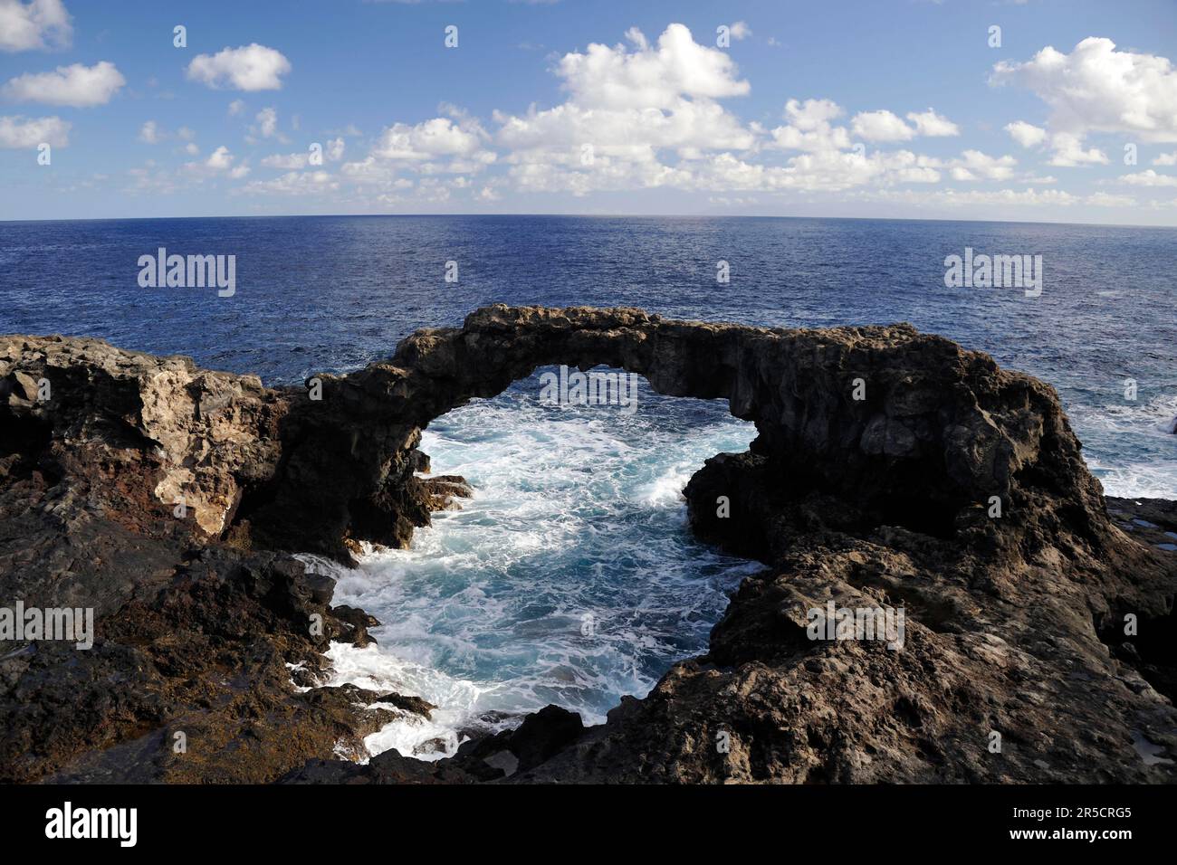 Charco Manso Bay, El Hierro, Canary Islands, Rock arch, Stone arch ...