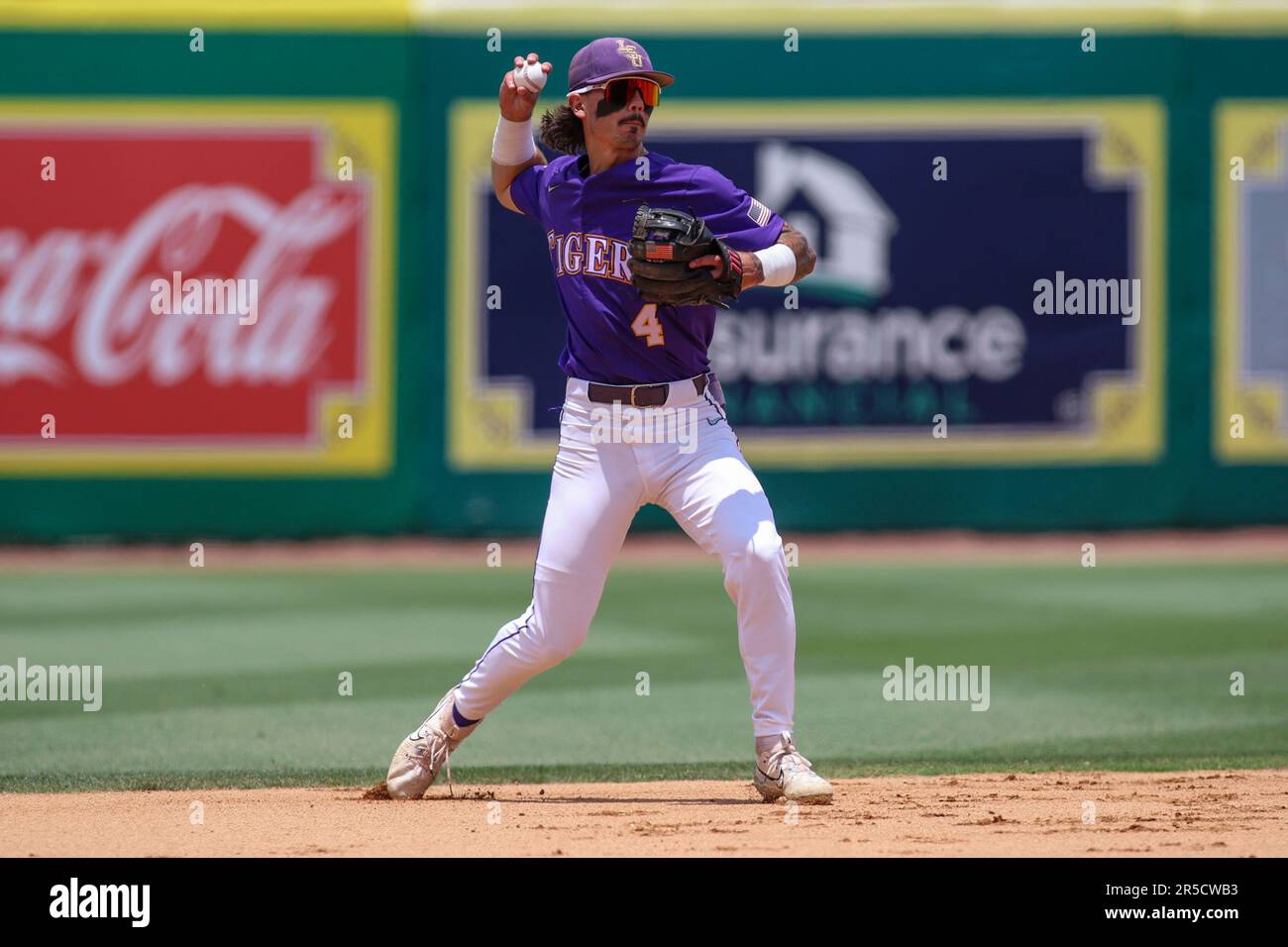 Baton Rouge, LA, USA. 2nd June, 2023. LSU short stop Jordan Thompson (4 ...