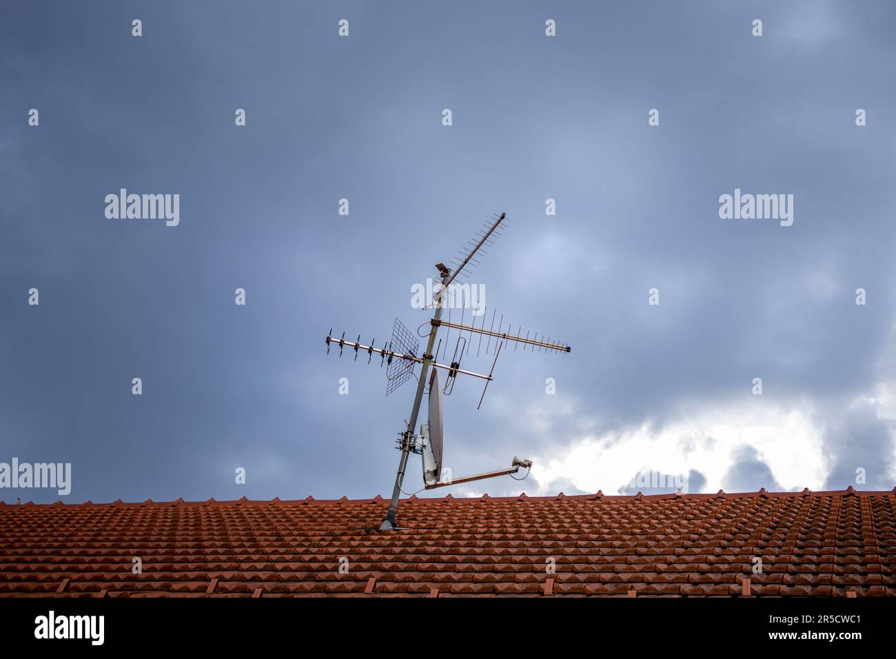 Antenna house hi-res stock photography and images - Alamy